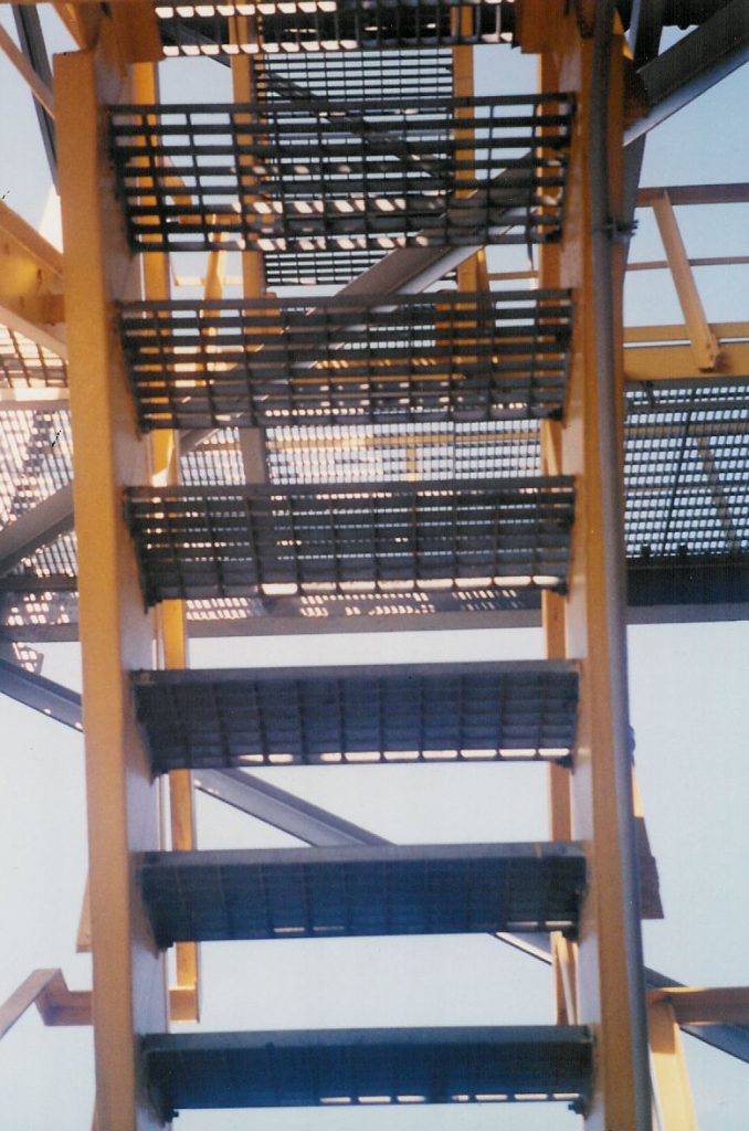 Degraus para Escadas – Selmec